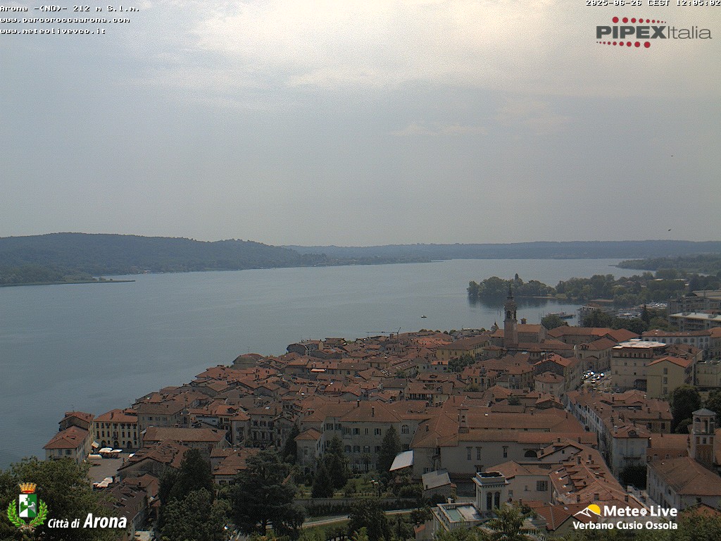 Arona (Lago Maggiore): Arona und Lago Maggiore - Webcam Galore