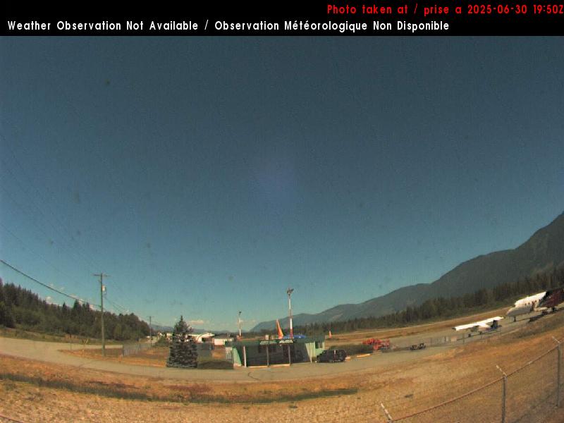 Webcam Port Alberni: Alberni Valley Regional Airport (CBS8)