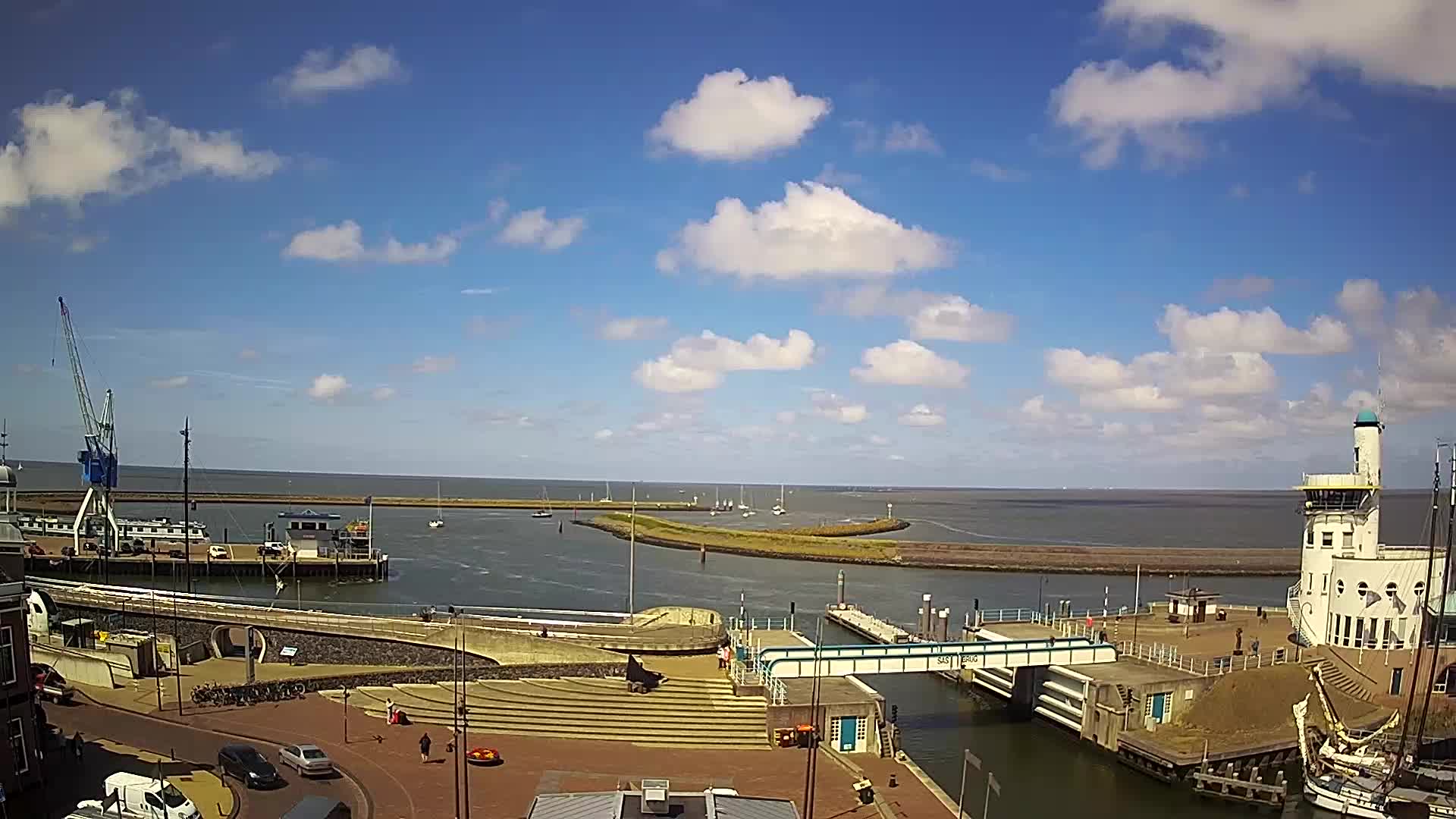 Webcam Harlingen: Port Entrance