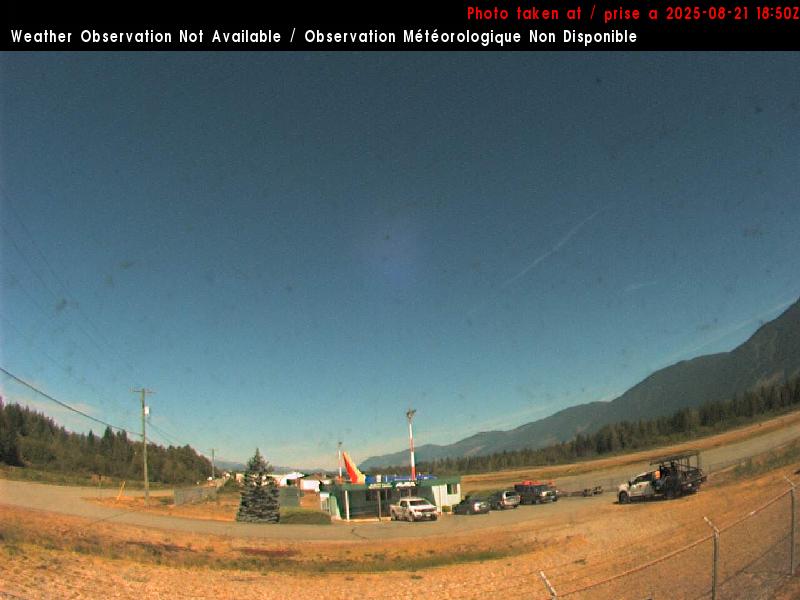 Webcam Port Alberni: Alberni Valley Regional Airport (CBS8)