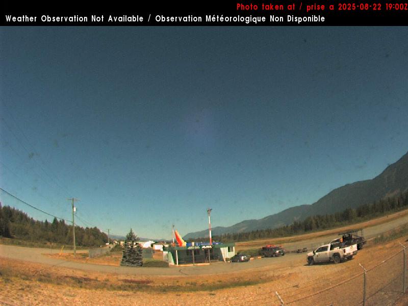 Webcam Port Alberni: Alberni Valley Regional Airport (CBS8)